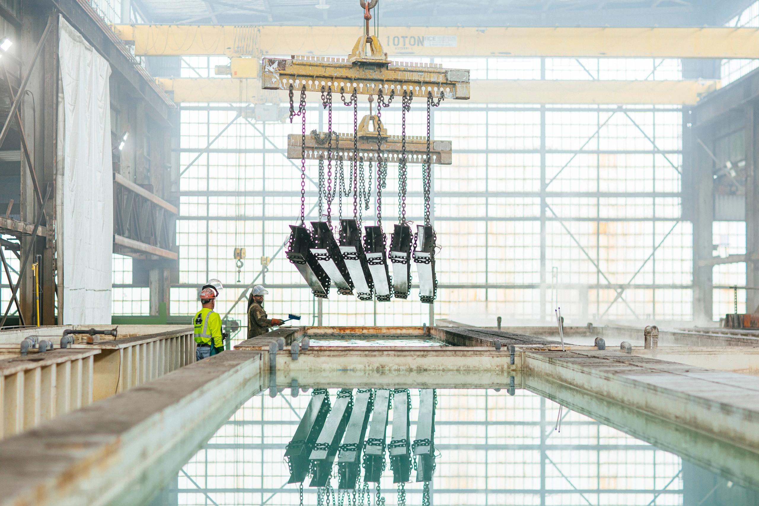 Connectivity. Renewable energy. Lighting & Traffic. | Valmont